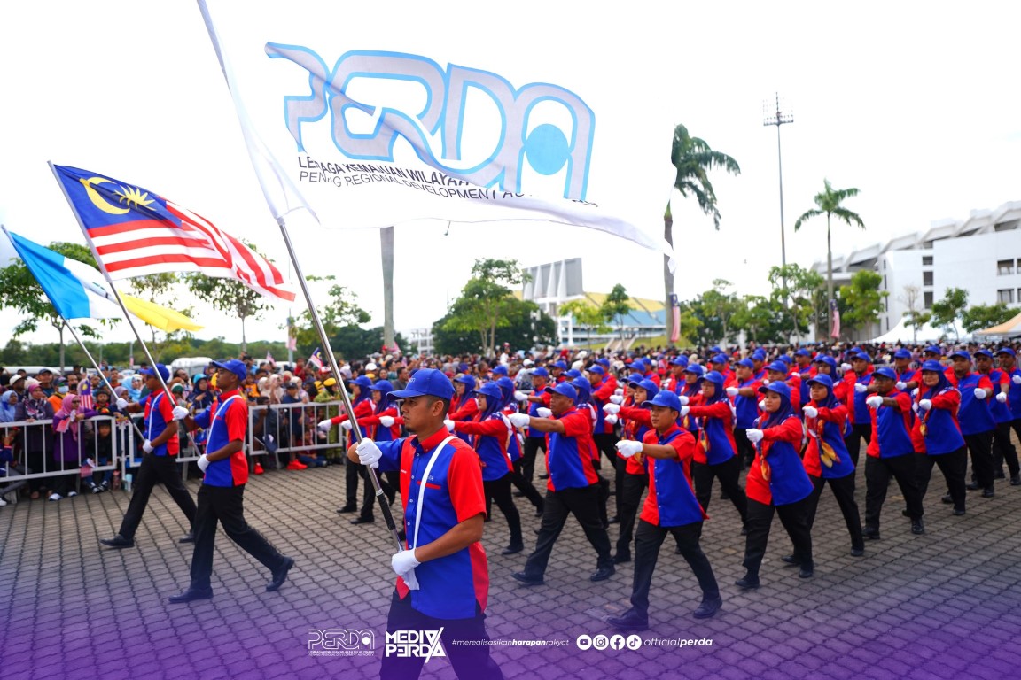 Perbarisan dan Perarakan Kontinjen PERDA Sempena Hari Kebangsaan Ke-66 ...