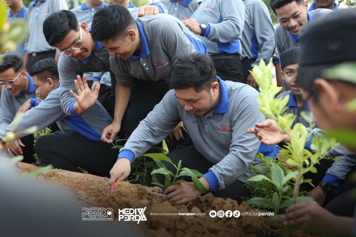 Program Penanaman 1 Juta Pokok Dalam Sehari di Pulau Pinang
