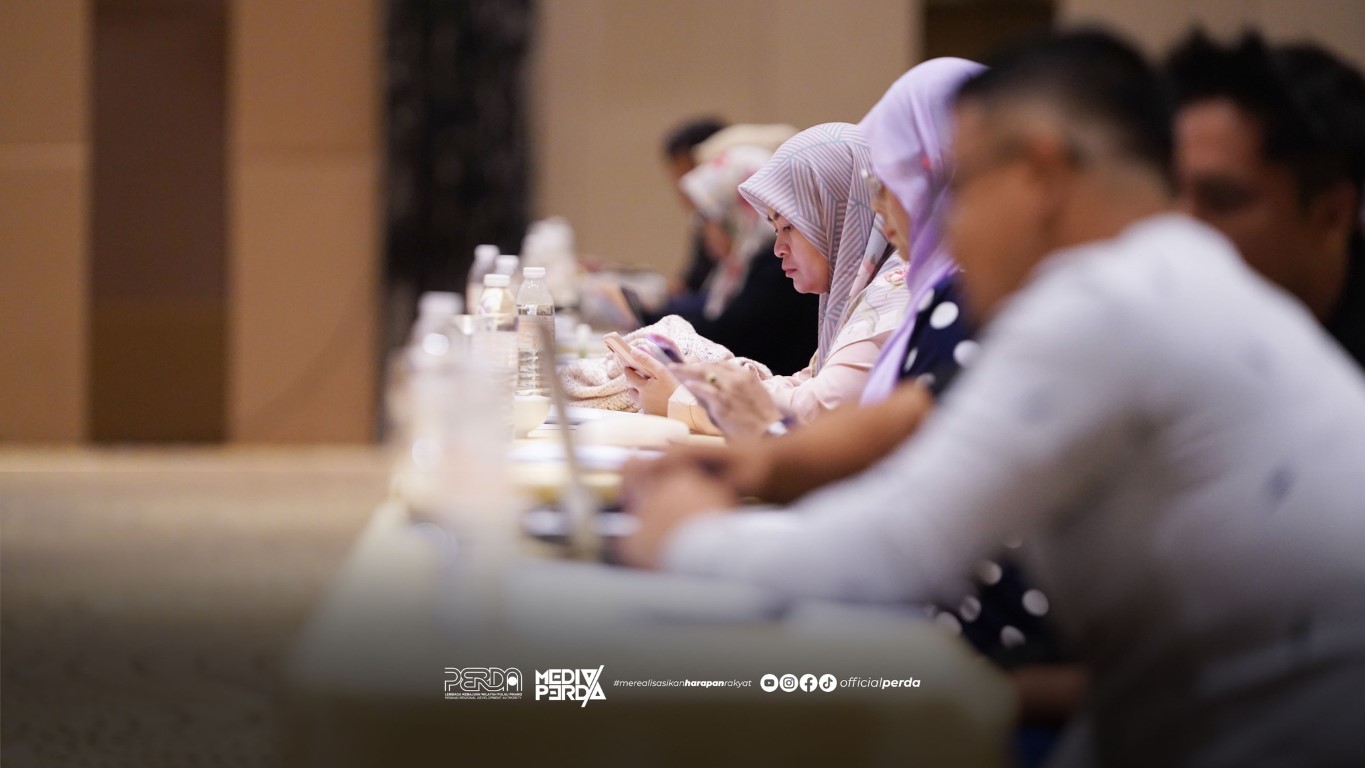 Kursus Komunikasi Berkesan Dalam Perniagaan Di Bawah Program Business ...