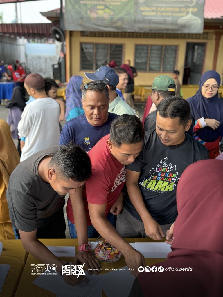 Program PERDA Perkasa Komuniti dan Jualan Agro Madani Bersama Penduduk ...